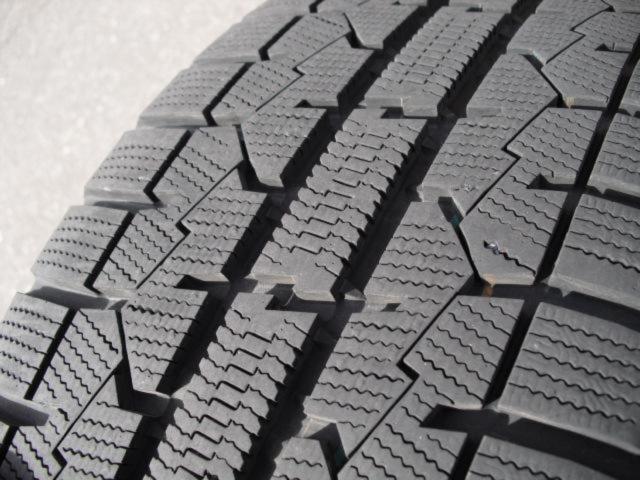 TOYO GARIT GIZ | 中古品 | アップガレージ 札幌東雁来店 | カー用品 スタッドレスタイヤ 16インチスタッドレスタイヤを ...