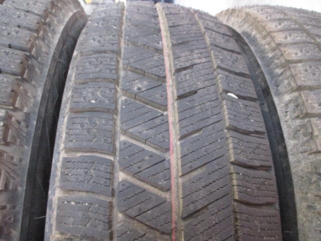 【H倉庫】BRIDGESTONE BLIZZAK VRX3 | カー用品 スタッドレスタイヤ 14インチスタッドレスタイヤを通販で購入する | 中古カー＆バイク用品の販売ならアップガレージ