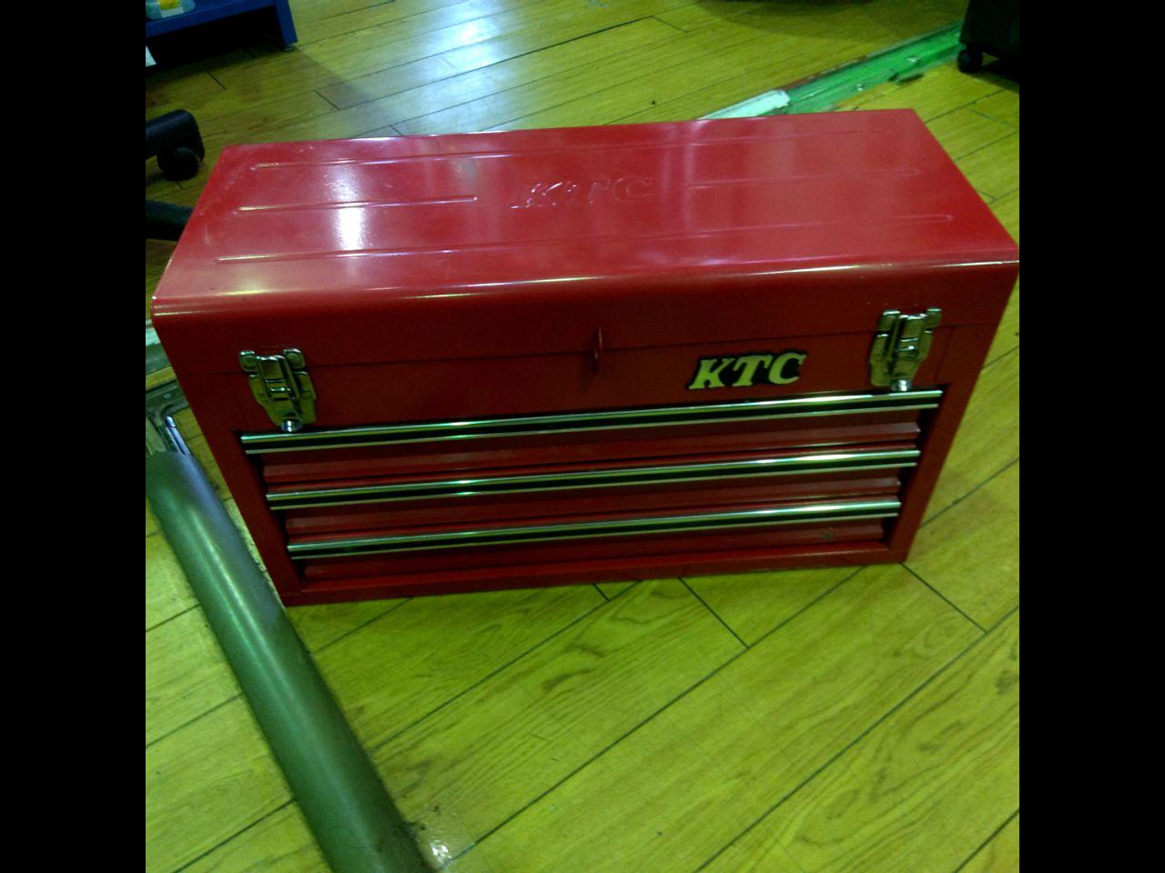 【KTC】SKX0213 SKX0213用トレイ付 工具がピッタリ収納できます KTC工具箱 | 中古品 | アップガレージ 京都福知山店 | カー用品 メンテナンス 工具を通販で購入する ...