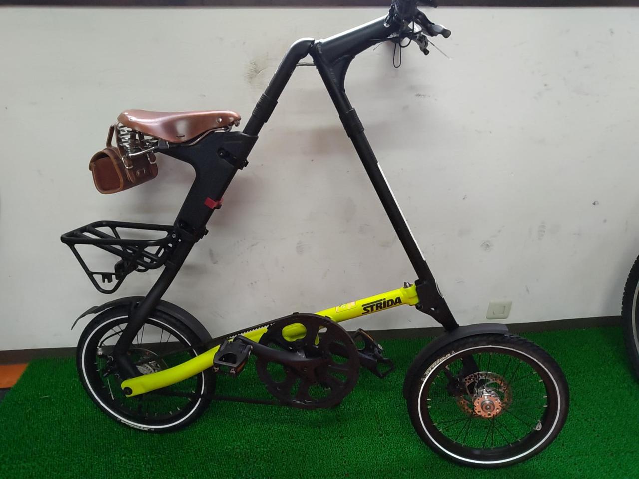 1大特価 STRIDA 16インチシングルギア 機械式ディスクブレーキ折りたたみ自転車 イエロー | 折りたたみ自転車を通販で購入する | 中古自転車・自転車パーツを購入するならアップガレージ