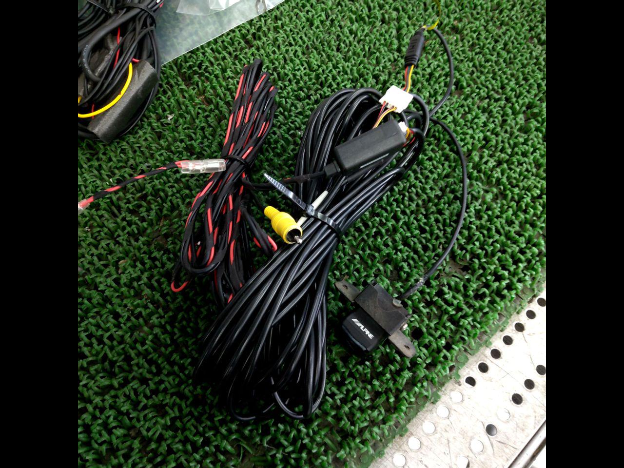 ALPINE HCE-C2000RD 【RCA接続･バックカメラ】 | カー用品 カーAVアクセサリー バックカメラを通販で購入する | 中古カー＆バイク用品の販売ならアップガレージ