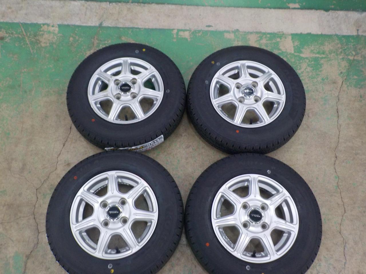 BRIDGESTONE TOPRUN R7 + KENDA KR33 | カー用品 タイヤホイールセット 12インチタイヤホイールセットを通販で購入する | 中古カー＆バイク用品の販売なら ...