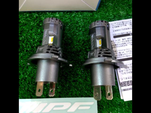 IPF E142HFB ホワイト | カー用品 バルブ・HID LEDバルブを通販で購入する | 中古カー＆バイク用品の販売ならアップガレージ