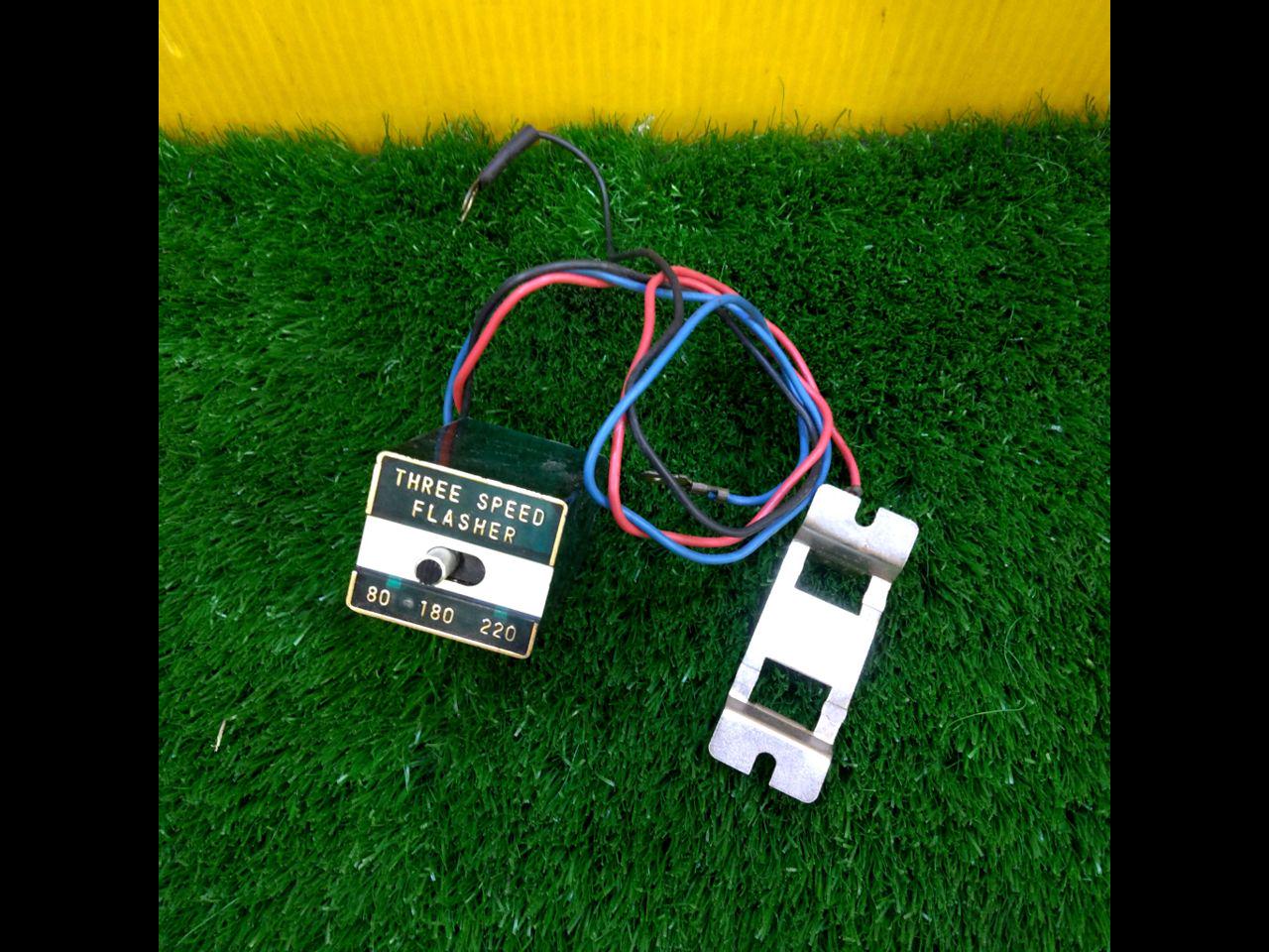 THREE SPEED FLASHER ウインカーフラッシャー | カー用品 電装系 その他電装系を通販で購入する | 中古カー＆バイク用品の ...