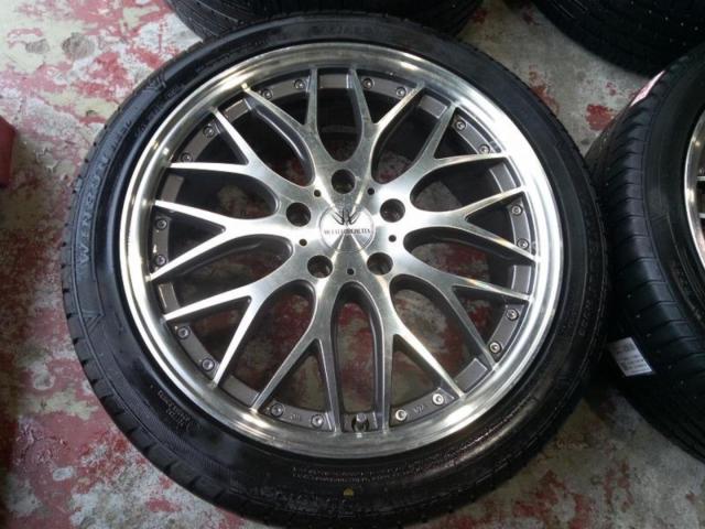 3【BADX】632 LOXARNY MULTI FORCHETTA (5HOLE)+【WINRUN】R330 | カー用品 タイヤホイールセット 18インチタイヤホイールセットを通販で購入 ...
