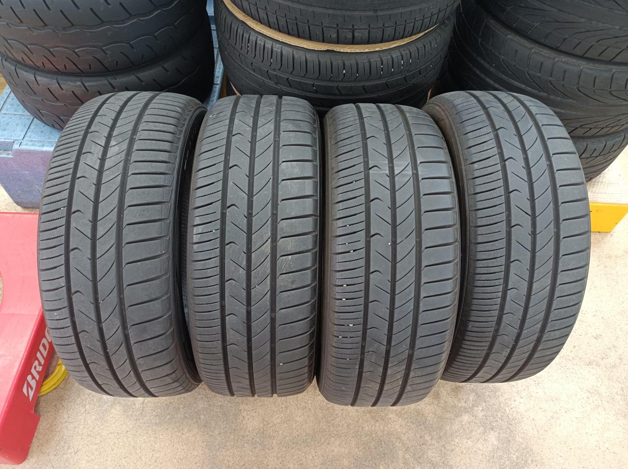 TOYO TRANPATH mp7 101V XL | カー用品 タイヤ 17インチタイヤを通販で購入する | 中古カー＆バイク用品の販売ならアップガレージ