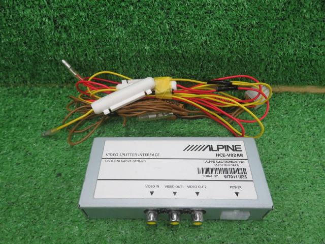 ALPINE HCE-V02AR 映像分配キット | カー用品 カーAVアクセサリー オーディオカプラー・ケーブル類を通販で購入する | 中古カー＆バイク用品の販売ならアップガレージ