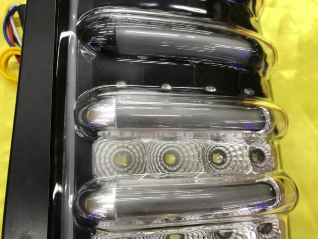 ショウワガレージ LEDテールランプ ジムニー/JB23W | カー用品 ボディパーツ テールレンズを通販で購入する | 中古カー＆バイク用品の販売ならアップガレージ