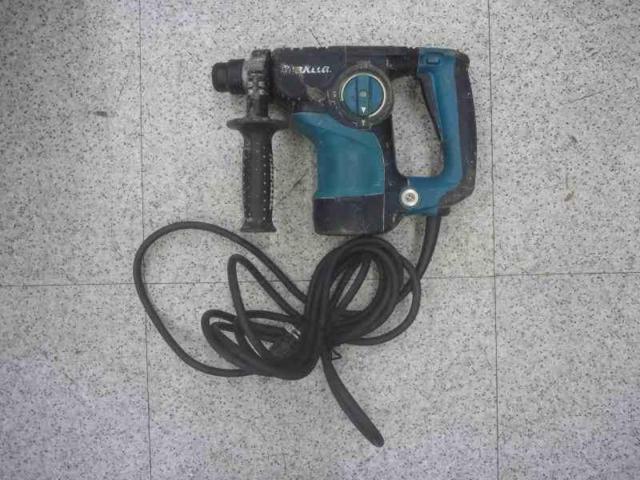 【WG】makita 28mm ハンマドリル 【HR2811F】 | 総合リユース ドリル、ドライバ ハンマドリルを通販で購入する | 中古 ...