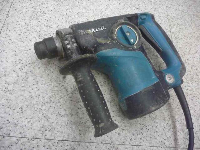 【WG】makita 28mm ハンマドリル 【HR2811F】 | 総合リユース ドリル、ドライバ ハンマドリルを通販で購入する | 中古 ...