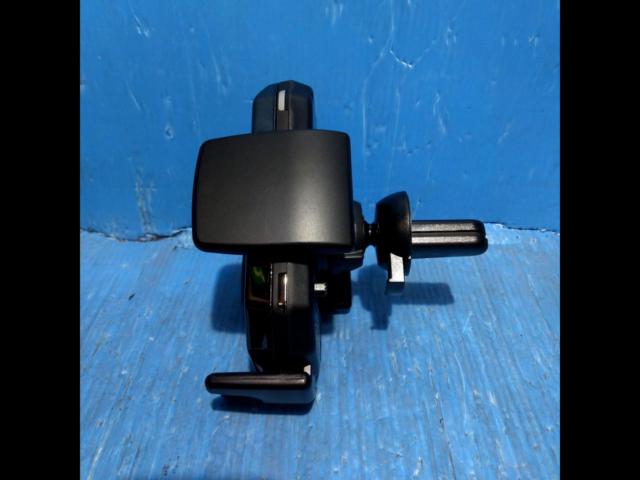 Kashimura KW-17 ワイヤレス充電器自動開閉ホルダー キャパシタ付エアコン取付 | カー用品 その他(カー用品) その他カー用品を通販で購入する | 中古カー＆バイク用品の販売なら ...