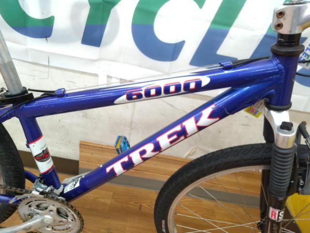 TREK 6000 26×1.95 3×8s アルミフレームキッズマウンテンバイク ブルー | 子ども用自転車を通販で購入する | 中古自転車・自転車パーツを購入するならアップガレージ