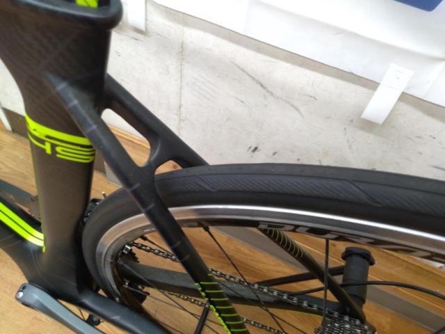 【特定のお客様にてご注文待ち】BOMA RASOR 2015年モデル 700×23C 2×11S カーボンフレームロードバイク ブラック/イエロー | ロードバイクを通販で購入する | 中古 ...