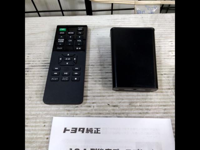 トヨタ V12T-R68C 純正12.1インチフリップダウンモニター アルファード ヴェルファイア 30系 | 中古品 | アップガレージ 埼玉西浦和店 | カー用品 モニター・地デジ その他 ...