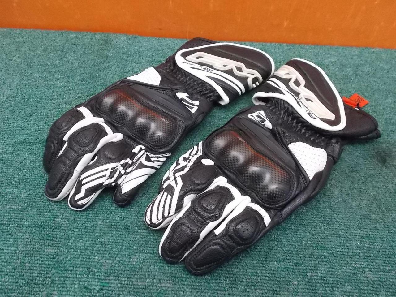 サイズ:M FIVE(ファイブ) RFX2 レーシンググローブ | バイク用品 グローブ・ゴーグル レーシンググローブ(二輪)を通販で購入する ...