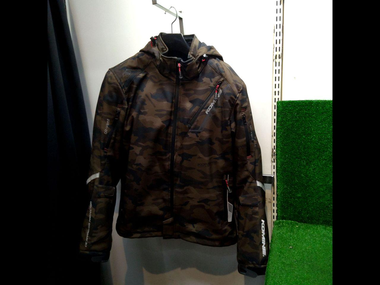 サイズ2XL【KOMINE】プロテクトソフトシェルウインターパーカ 07-579 肩/肘/背/胸パッド有 | 中古品 | アップガレージ ライダースナップス相模原橋本店 | バイク用品 ウエア ...