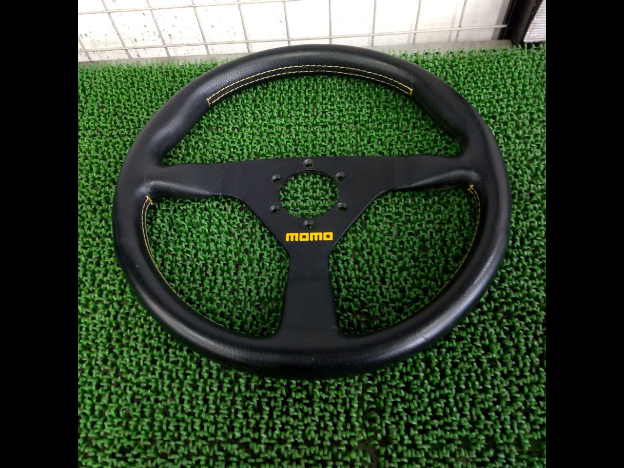 MOMO VELOCE RACING V-2 | 中古品 | アップガレージ 横浜町田総本店 | カー用品 インテリア ステアリングを通販で ...