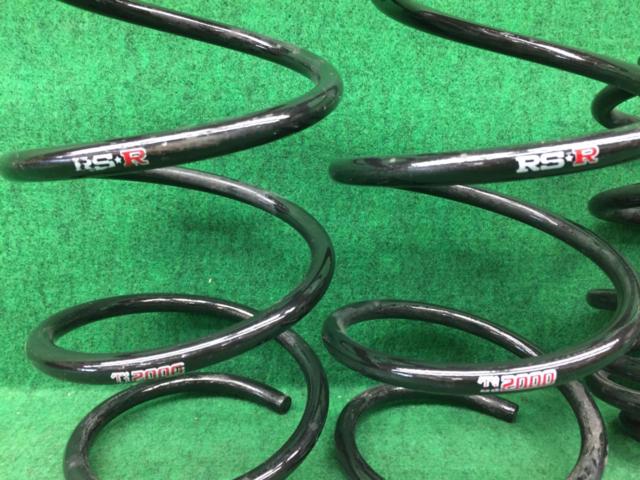 RS-R Ti2000 DOWN ZRR85W ノア/ヴォクシー/エスクァイア 4WD T935TW | 中古品 | アップガレージ 仙台店 | カー用品 足まわり サスを通販で購入する ...
