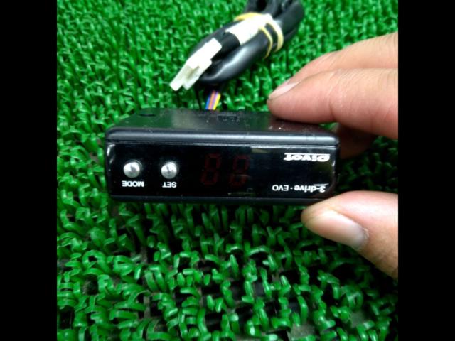 Pivot 3-drive・EVO スロットルコントローラー + TH-2Cハーネス | カー用品 電装系 電装パーツを通販で購入する ...