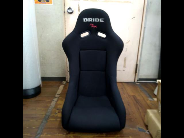 BRIDE VIOS Ⅲ SPORT フルバケットシート | カー用品 シート フルバケットシート(ブリッド)を通販で購入する | 中古カー＆バイク用品の販売ならアップガレージ