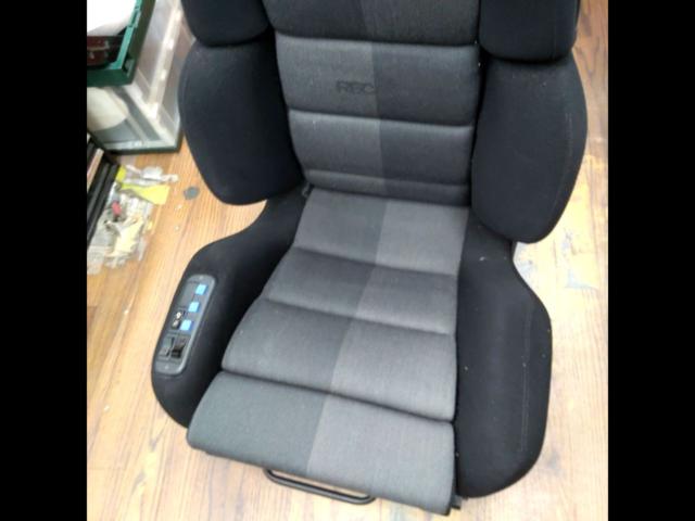 RECARO C CLASSIC C81 電動リクライニングシート☆当時物☆ | 中古品 | アップガレージ 練馬店 | カー用品 シート ...