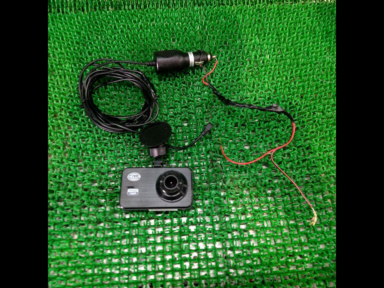 Hella DR500 ドライブレコーダー | カー用品 カーAVアクセサリー ドライブレコーダーを通販で購入する | 中古カー＆バイク用品の販売ならアップガレージ