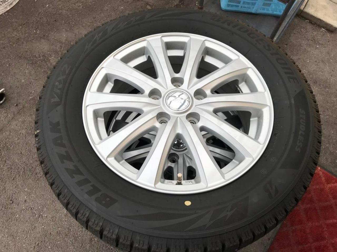 ENERGYLINE ツイン5ホンスポーク ・ BRIDGESTONE BLIZZAK VRX2 | カー用品 スタッドレスタイヤホイールセット 16インチスタッドレスタイヤホイールセットを ...