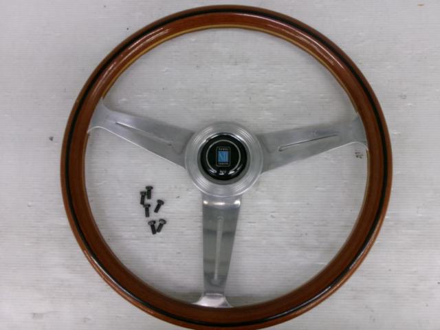 NARDI Classic | カー用品 インテリア ステアリングを通販で購入する | 中古カー＆バイク用品の販売ならアップガレージ