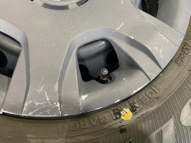 【トヨタ純正】 200系ハイエース スチールホイール+【GOODYEAR】ICE NAVI CARGO 195/80R15 107/105L LT オススメ車種☆ハイエース☆ | 中古品 ...