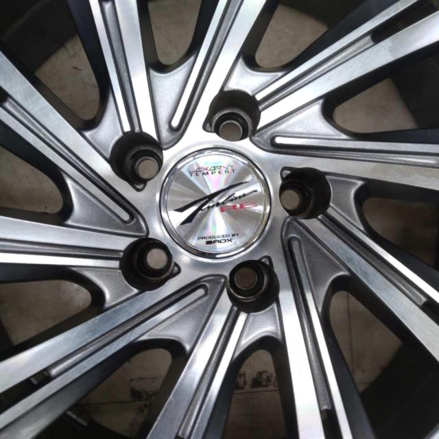 BADX(バドックス) 632 LOXARNY(ロクサーニ) LOXARNY TEMPEST TURBINE RE + YOKOHAMA(ヨコハマ) BluEarth-GT AE51 ...