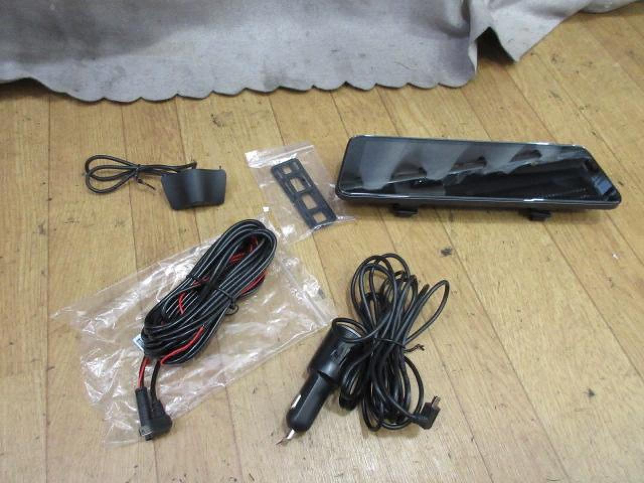 【MAXWIN】MDR-C004 前後カメラドライブレコーダー | カー用品 カーAVアクセサリー ドライブレコーダーを通販で購入する | 中古カー＆バイク用品の販売ならアップガレージ