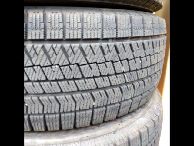 BRIDGESTONE BLIZZAK VRX2 225/55R17 97Q | カー用品 スタッドレスタイヤ 17インチスタッドレスタイヤを通販で購入する | 中古カー＆バイク用品の販売なら ...