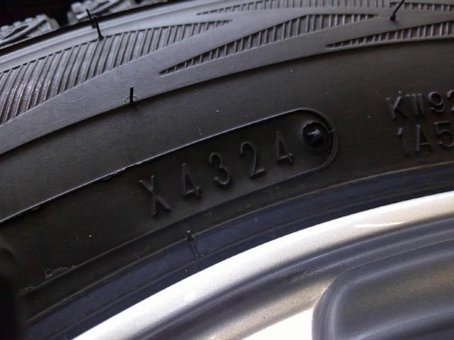 CLX T-3 + DUNLOP WINTER MAXX SV01 145R12 6PR LT | 中古品 | アップガレージ 川越インター店 ...