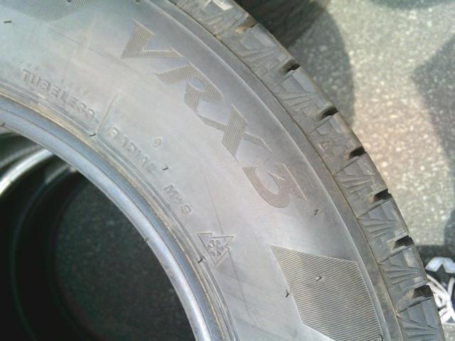 【H倉庫】BRIDGESTONE BLIZZAK VRX3 | カー用品 スタッドレスタイヤ 14インチスタッドレスタイヤを通販で購入する | 中古カー＆バイク用品の販売ならアップガレージ