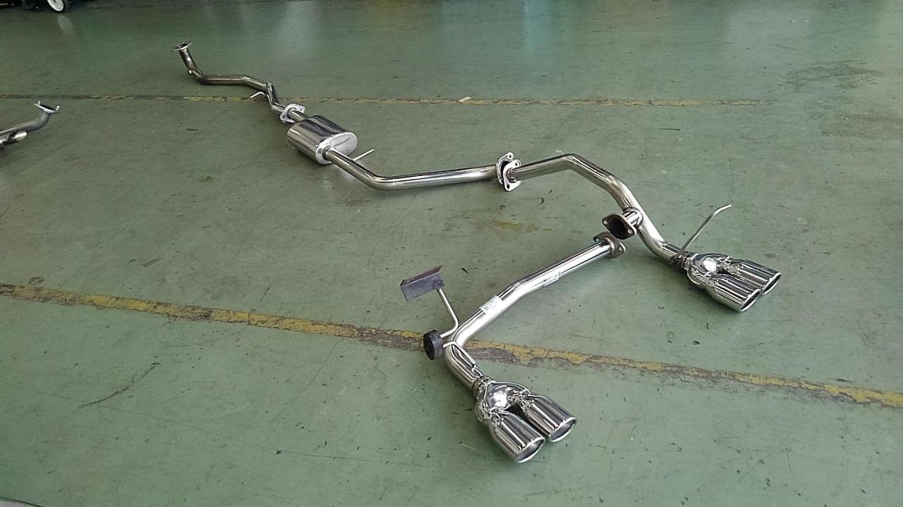 JIC magic LA100S 左右出しデュアルオーバルマフラー+中間パイプ | 中古品 | アップガレージ 横浜町田総本店 | カー用品 ...