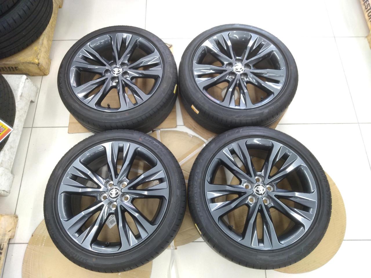 トヨタ純正 カローラツーリング W×B純正ホイール+BRIDGESTONE TURANZA T002 | 中古品 | アップガレージ 千葉中央 ...