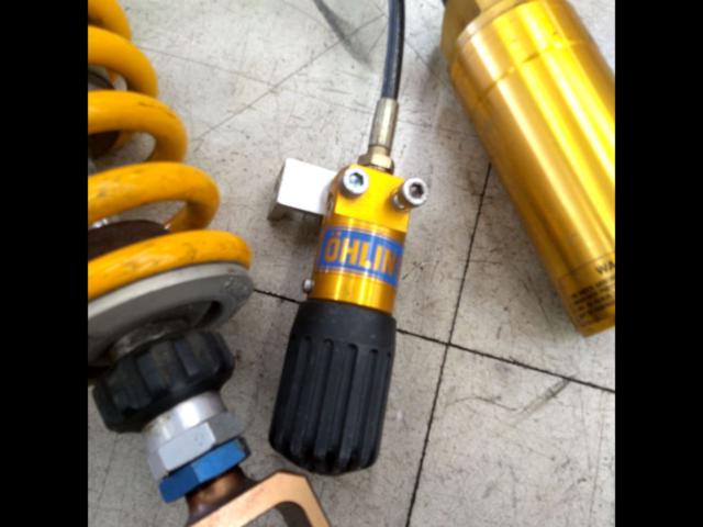 【GPZ900R Ninja】OHLINS(オーリンズ) S46 リアショックアブソーバー/KA203【レース用17インチ!!】 | 中古品 ...
