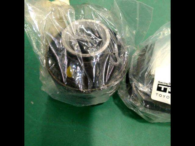 ★JZX乗り必見!!★【JZX90/JZX100/JZX110】TRD製 テンションロッド 強化ブッシュ 2個セット | 新古品 | アップ ...