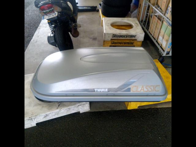 THULE(スーリー) CLASSIC ルーフボックス | 中古品 | アップガレージ 横須賀根岸店 | カー用品 キャリア ルーフBOXを通販で購入する | 中古カー＆バイク用品の販売なら ...