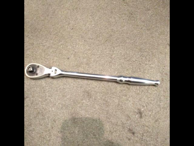 KTC 9.5sq.フレックスロングラチェットハンドル BR3FL | 中古品 | アップガレージ 埼玉大宮店 | 総合リユース 自動車整備工具 その他を通販で購入する | 中古カー＆バイク用 ...