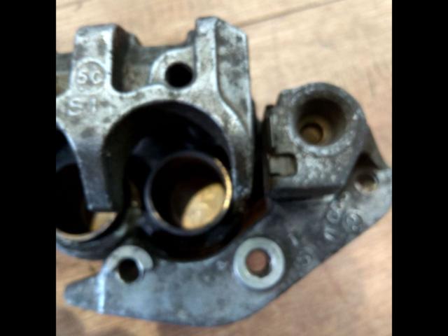 YAMAHA SR400/3HT 純正フロントキャリパー | 中古品 | アップガレージ 相模原中央店 | バイク用品 ブレーキ キャリパー ...