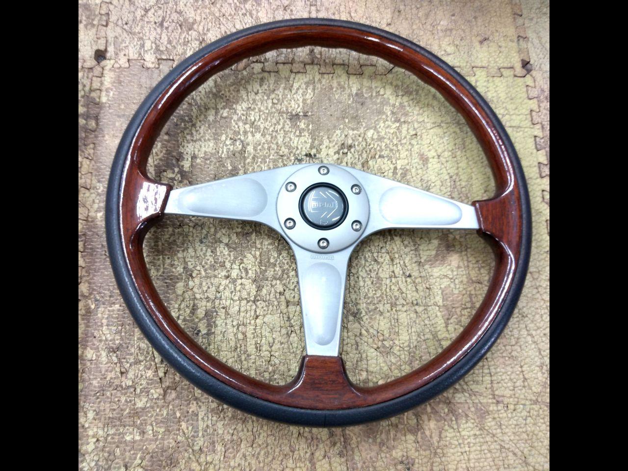 MOMO CERTO | カー用品 インテリア ステアリングを通販で購入する | 中古カー＆バイク用品の販売ならアップガレージ