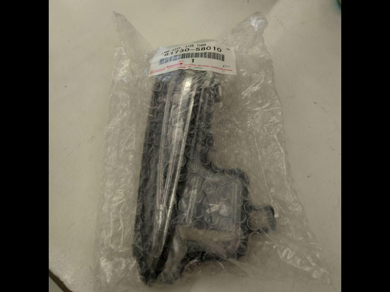 値下げしました!【トヨタ純正】LAMP ASSY SIDE TURN 81730-58010 | 新古品 | アップガレージ 姫路店 | カー ...