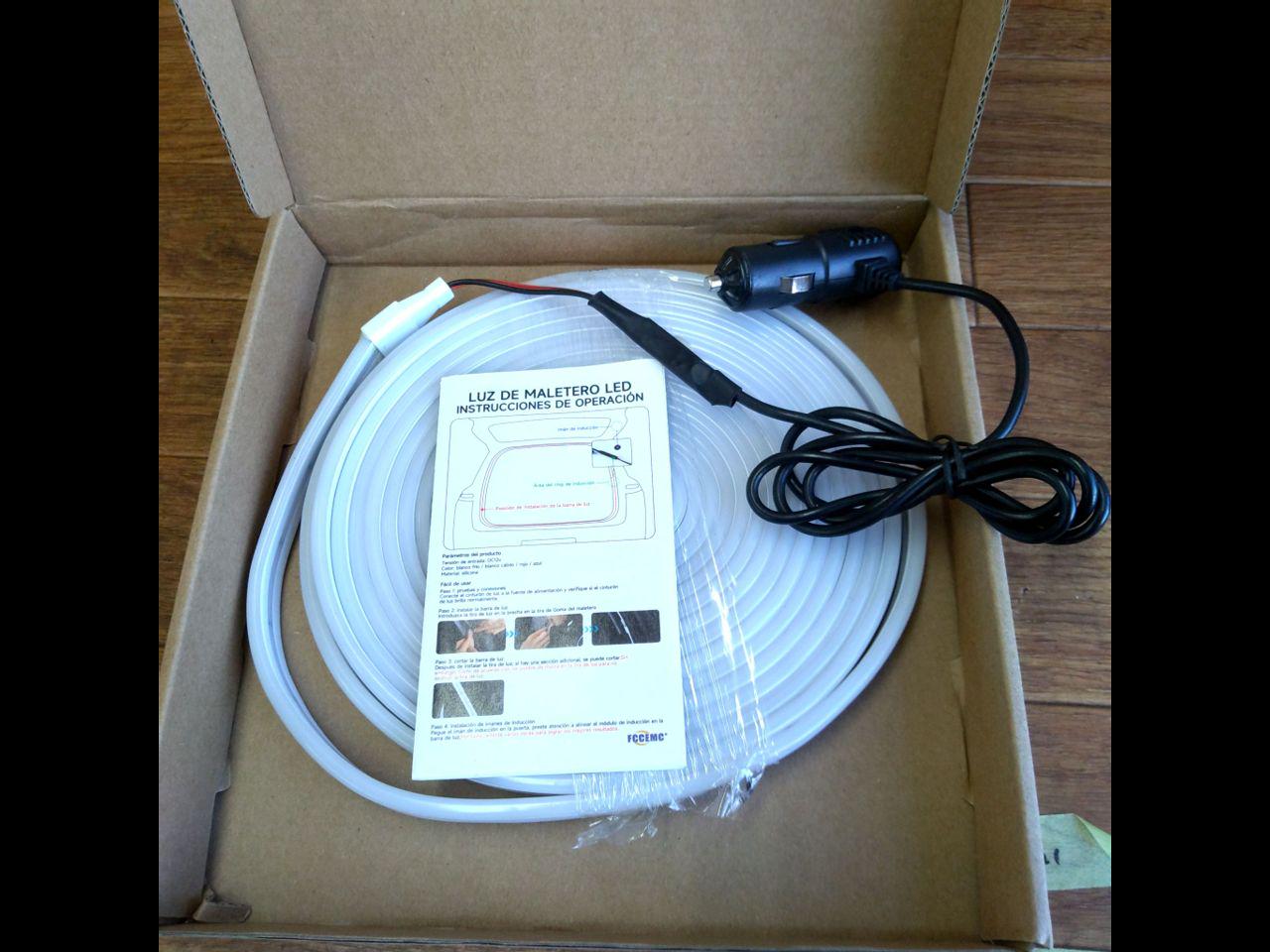 FCCEMC トランクルームLEDチューブ | 新古品 | アップガレージ 豊明・国1店 | カー用品 電装系 その他電装系を通販で購入する | 中古カー＆バイク用品の販売ならアップガレージ