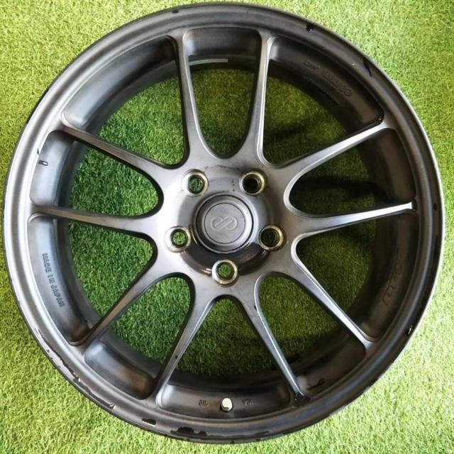 ENKEI PerformanceLine PF01 | カー用品 アルミホイール 18インチホイールを通販で購入する | 中古カー＆バイク用品の販売ならアップガレージ