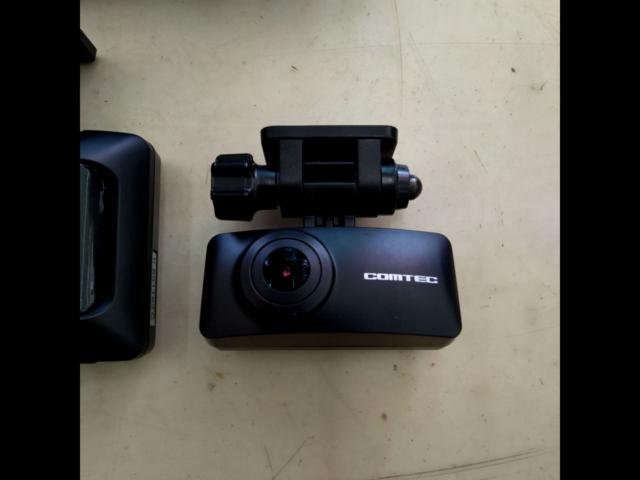 COMTEC ZDR026 前後2カメラドライブレコーダー | カー用品 カーAVアクセサリー ドライブレコーダーを通販で購入する | 中古カー＆バイク用品の販売ならアップガレージ