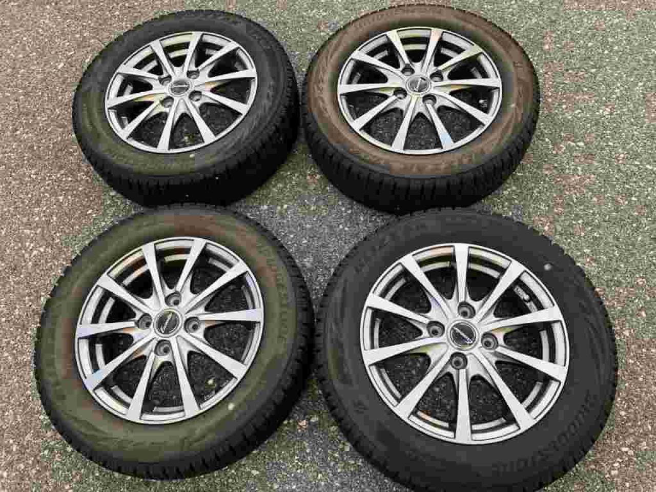 【HOT STUFF】Exceeder +【BRIDGESTONE】BLIZZAK VRX2 4本セット | 中古品 | アップガレージ 滋賀彦根店 | カー用品 スタッドレスタイヤホイール ...