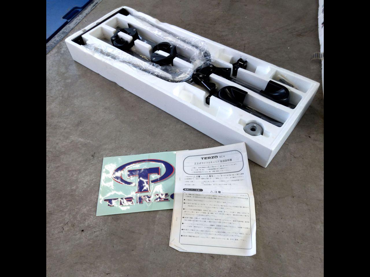 【TERZO】 EC 4 正立式サイクルキャリア | カー用品 キャリア その他キャリアを通販で購入する | 中古カー＆バイク用品の販売ならアップガレージ