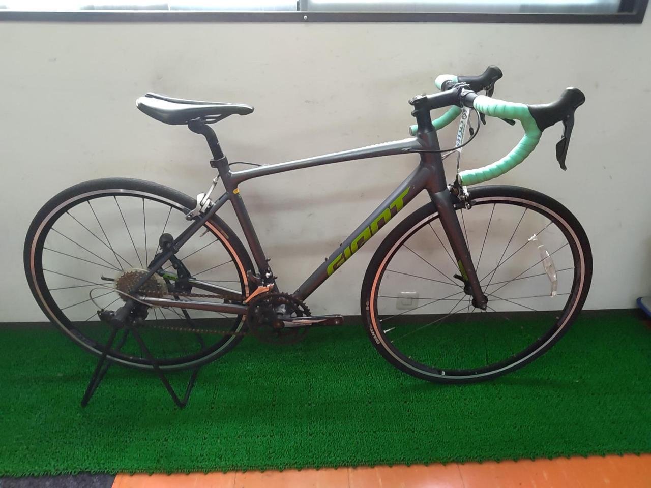 【現状販売品】GIANT CONTEND2 2021年モデル 700×28C 2×8S アルミフレームロードバイク グレー サイズ:M | ロードバイクを通販で購入する | 中古自転車・自転車 ...