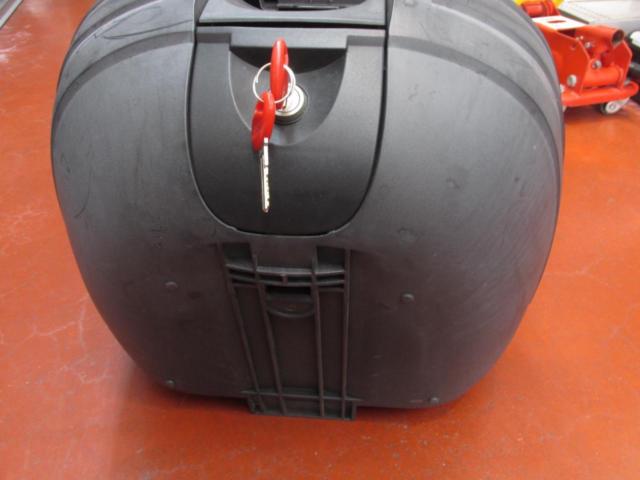 SHAD(シャッド) SH29リアボックス 【29L】 | 中古品 | アップガレージ ライダース大阪松屋町店 | バイク用品 ツーリング用品 ...